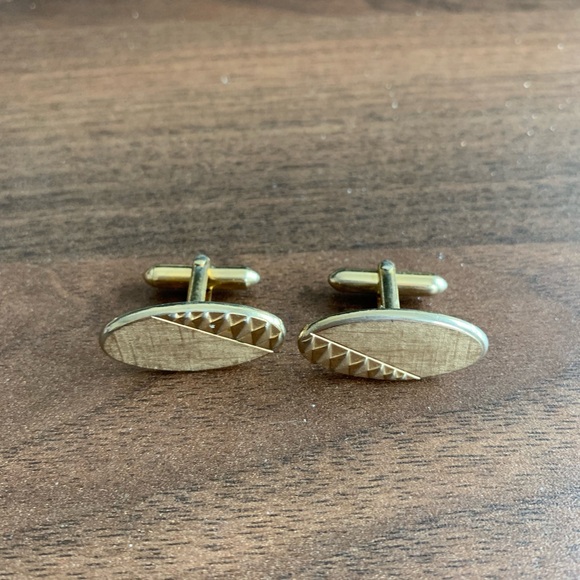 SWANK | Accessories | Vintage Swank Gold Tone Cufflinks | Poshmark